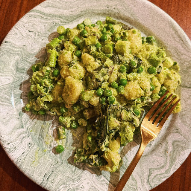 GNOCCHI WITH SMASHED PEAS, LEMON & PARMESAN – Act One Art